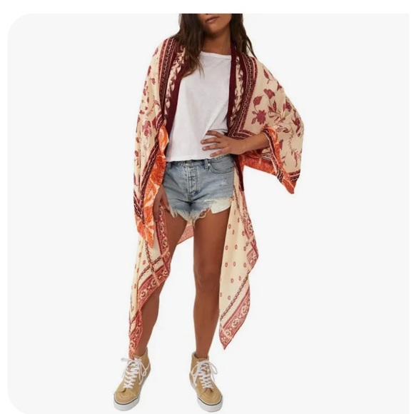 Free People | Kimonos & Yukatas | Free People Kiss The Sky Butterfly ...